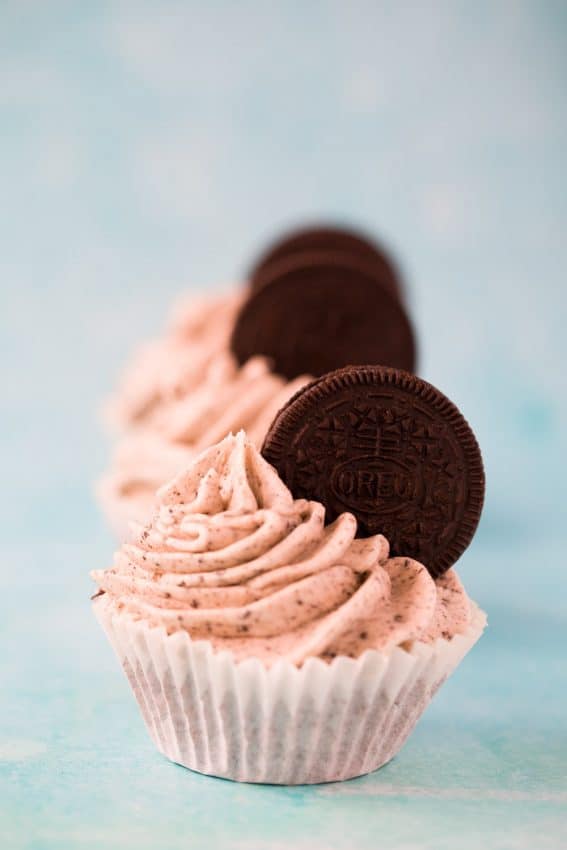 Chocolate Oreo Cupcakes with Oreo Buttercream | Amy Treasure